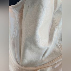 Intimates & Sleepwear | Nwot Ladies Leading Lady Ecru Front Close ...